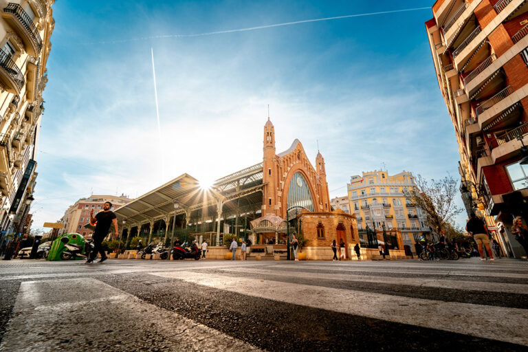 Landscape Vs. Portrait Orientation: When To Use Which One?